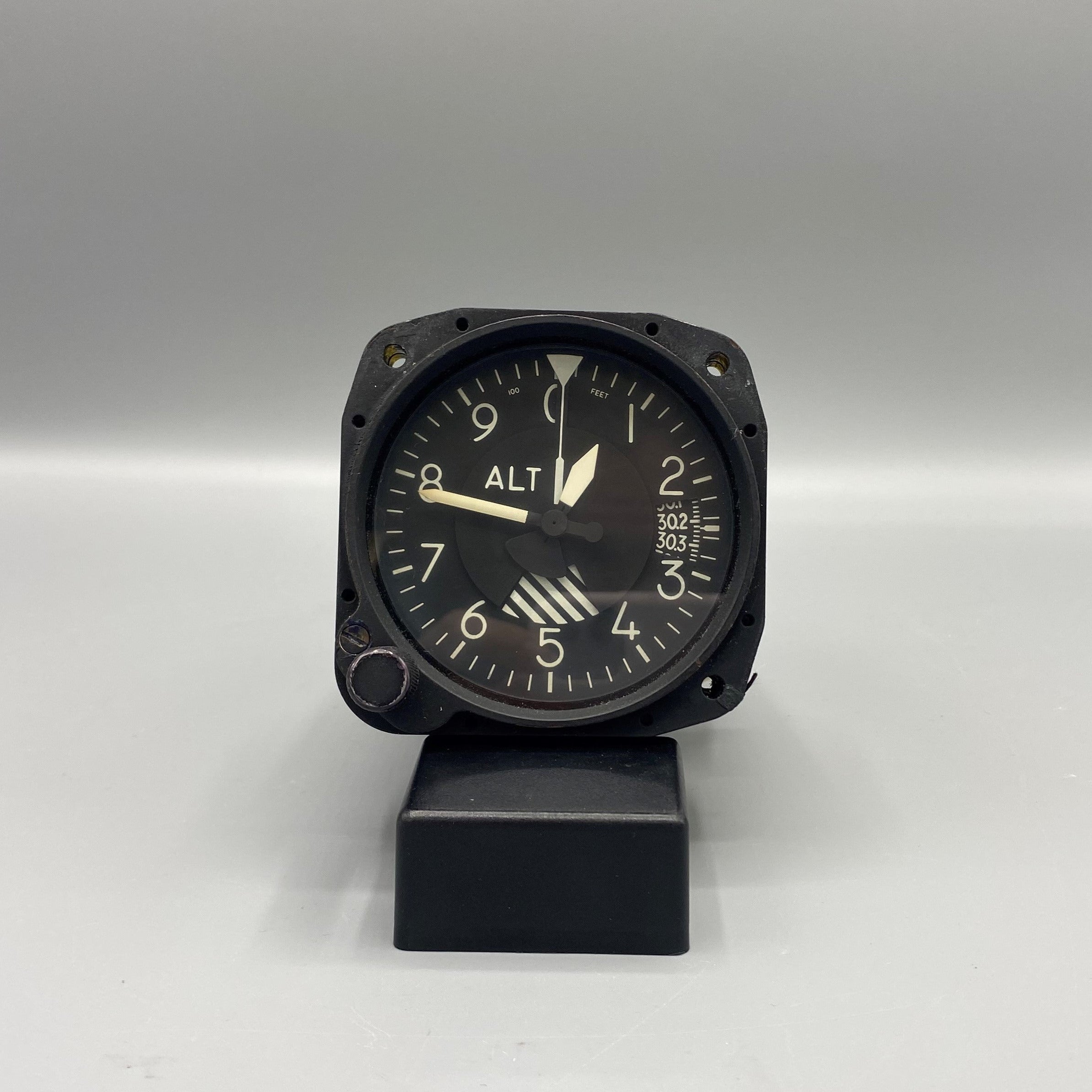 Aerosonic Altimeter - Part Number: 101720-01545 – Nexair AeroParts