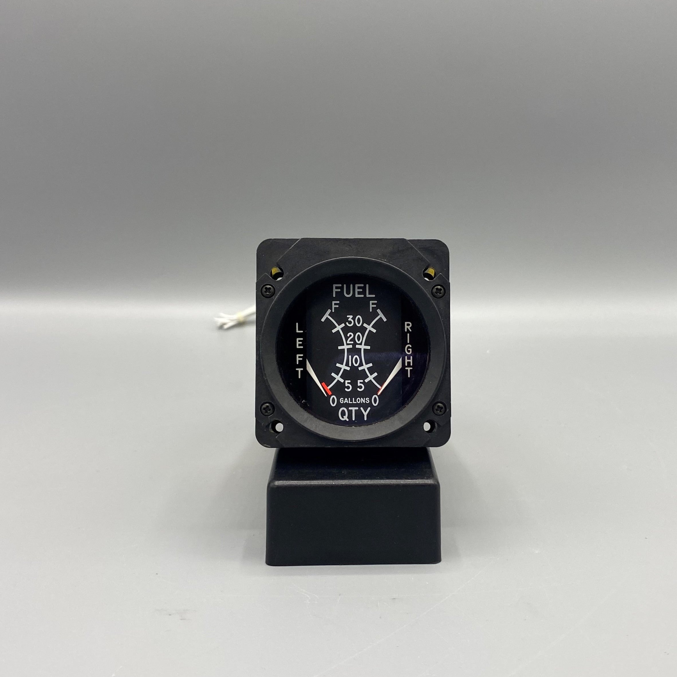 Cessna Fuel Quantity Indicator - Part Number: S3317-3, FQ4044-12021 ...